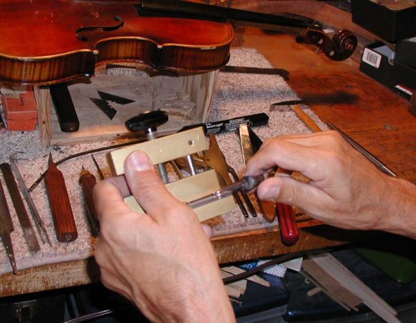 Setting Up Violins - Spruce Tree Music