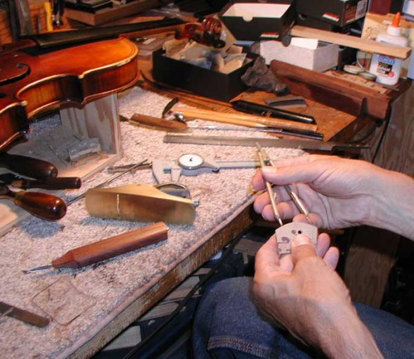 Setting Up Violins - Spruce Tree Music